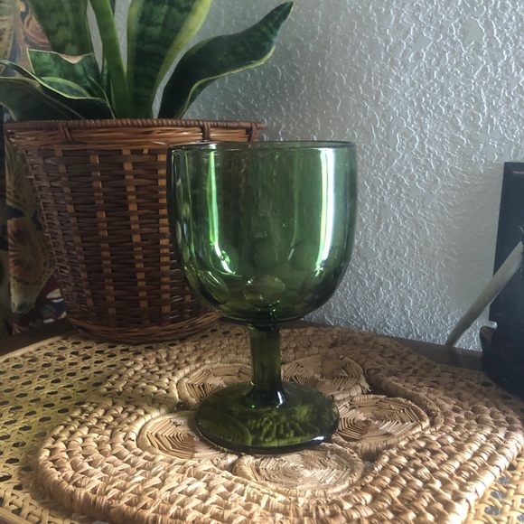 Bartlett Collins | Dining | Mcm Bartlett Collins Emerald Green Coin ...
